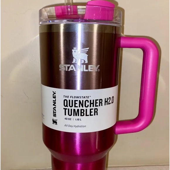 Stanley | Kitchen | Nwt New Stanley Quencher H2 Tumbler Hot Pink Ombre ...